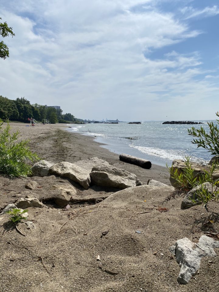12 Lake Erie Beaches You'll Want to Visit This Summer
