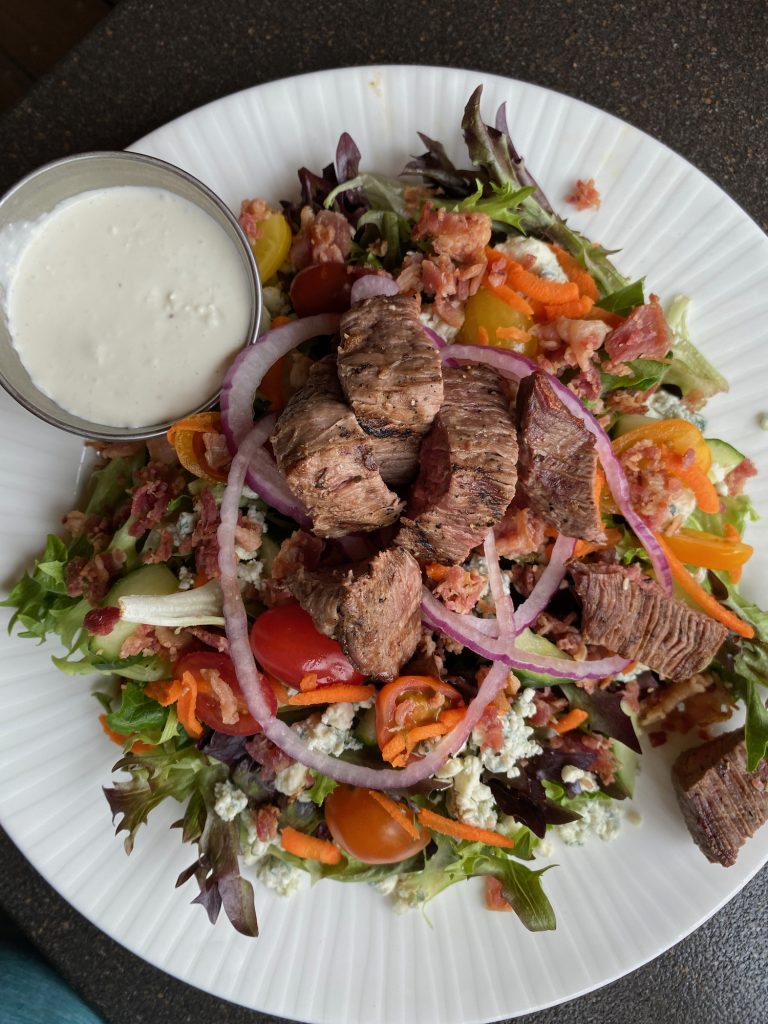 14 Delicious Restaurants in Hocking Hills